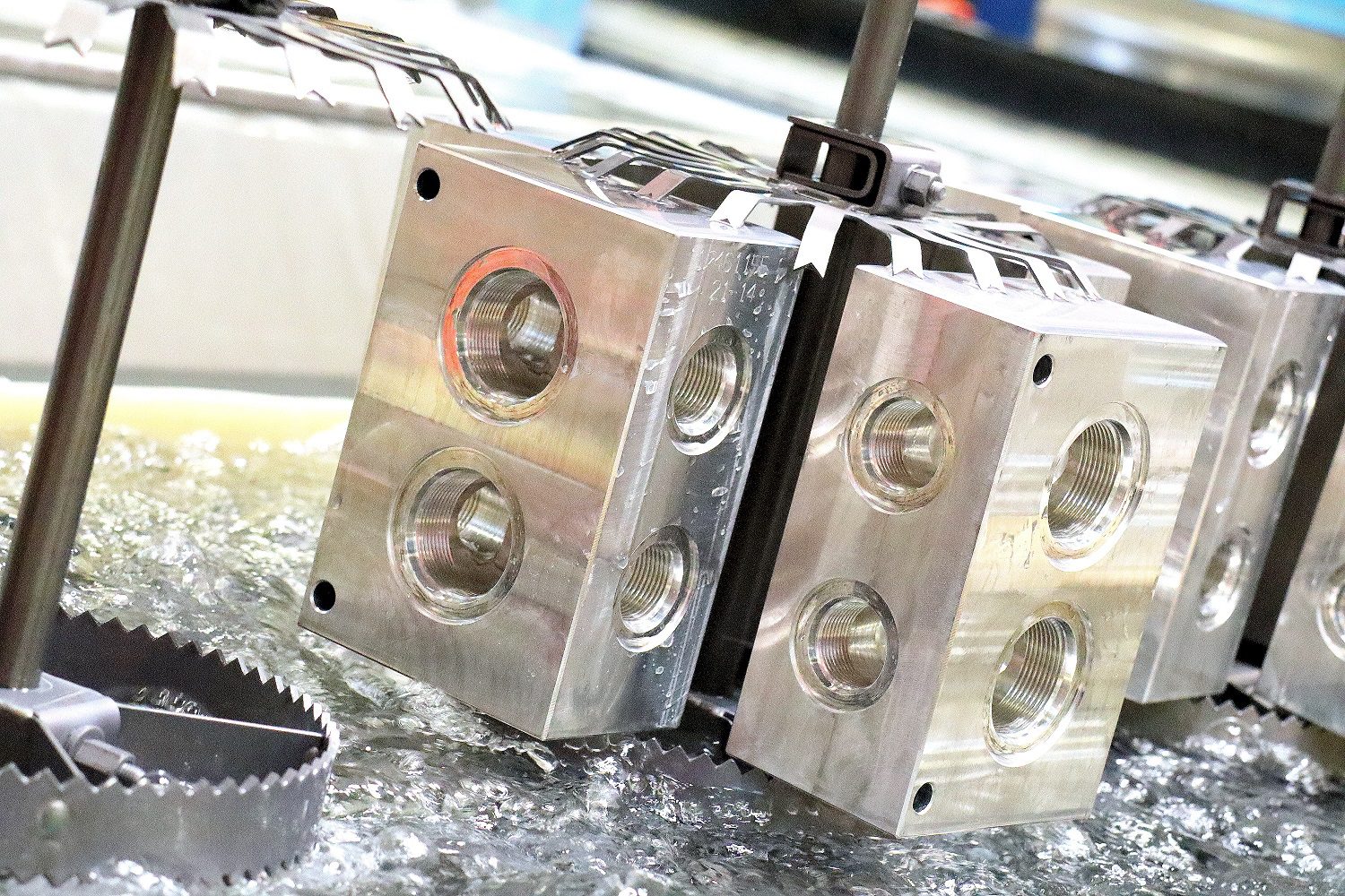 Vi är godkända enligt ISO 10074! - Mastec